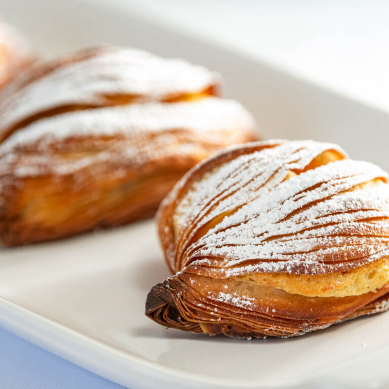 Large Cannoli Package | Order Italian Cannoli Online (Large) - Termini ...